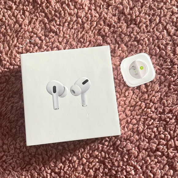 Apple | Headphones | Airpod Box W Ear Tips | Poshmark